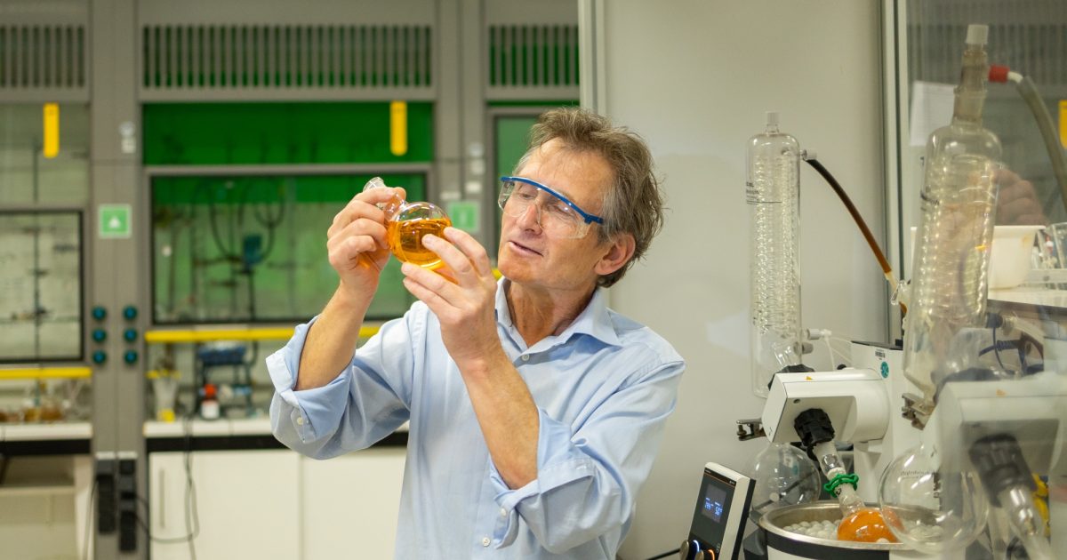 Leven aansturen met licht, Nobelprijswinnaar… - Ubbo Emmius Foundation